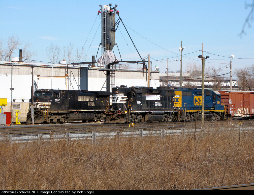 NS 8907 and 5224; CSX 5294